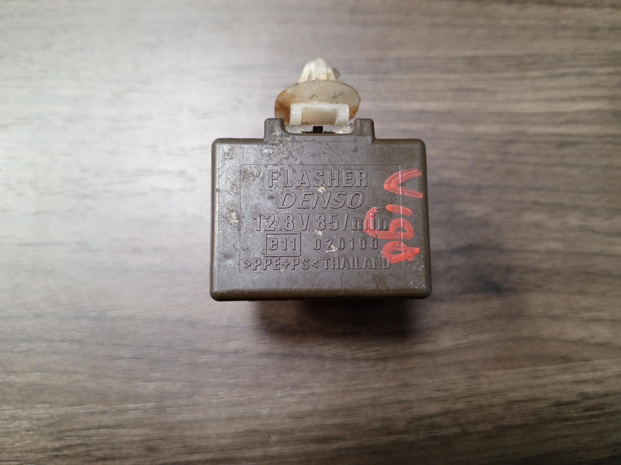 TOYOTA HILUX VIGO RELAY FLASHER (U) [81980-06030] – YS PARTS